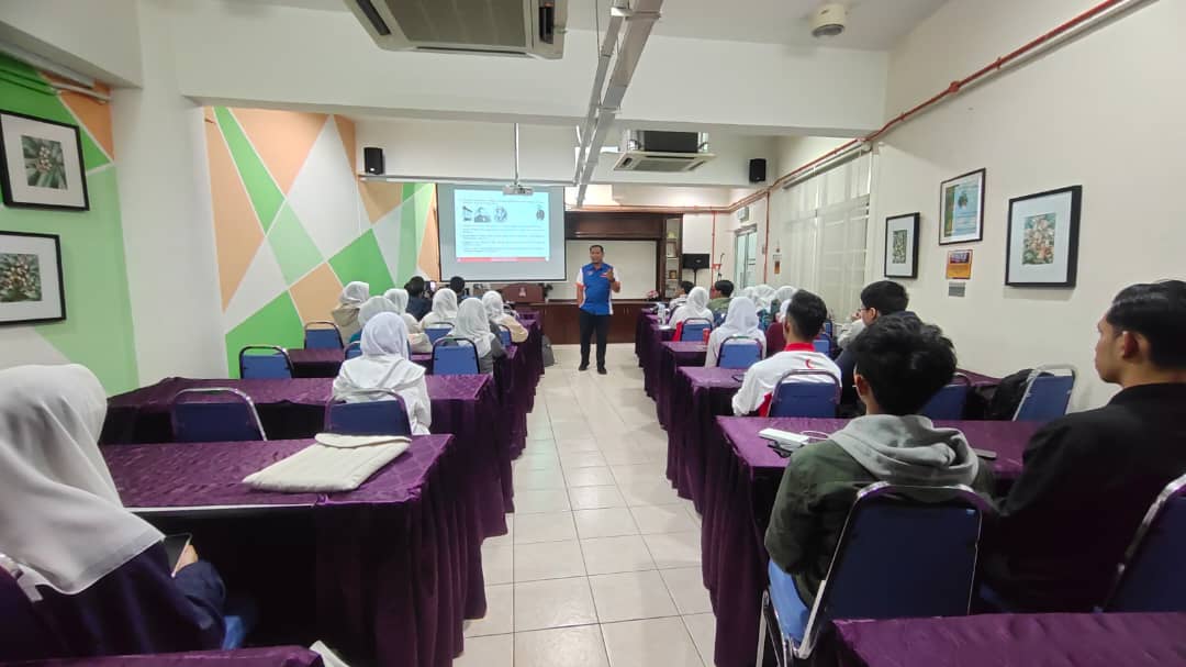 KELAS KOKURIKULUM BSMM HBU127A - Malaysian Red Crescent Society Community